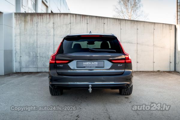 Pelēks Volvo V90 2023 Tartu, ar dzinēja tilpumu 2.00 L un nobraukumu 55 tūkst. km par 39900 €, foto 6 vietnē AUTOMOTO.COM.LV
