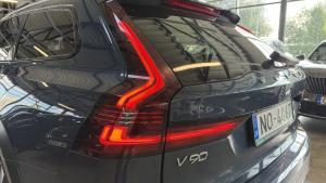 Grey Volvo V90 2023 in Riga, with an engine capacity of 2.00 L and mileage of 139 thousand km for 33900 €, photo 9 on AUTOMOTO.COM.LV