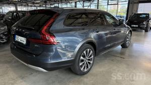Pelēks Volvo V90 2023 Rīga, ar dzinēja tilpumu 2.00 L un nobraukumu 139 tūkst. km par 33900 €, foto 5 vietnē AUTOMOTO.COM.LV