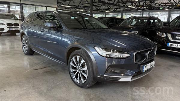 Pelēks Volvo V90 2023 Rīga, ar dzinēja tilpumu 2.00 L un nobraukumu 139 tūkst. km par 33900 €, foto 6 vietnē AUTOMOTO.COM.LV