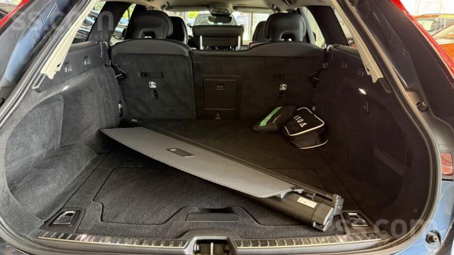 Pelēks Volvo V90 2023 Rīga, ar dzinēja tilpumu 2.00 L un nobraukumu 139 tūkst. km par 33900 €, foto 14 vietnē AUTOMOTO.COM.LV