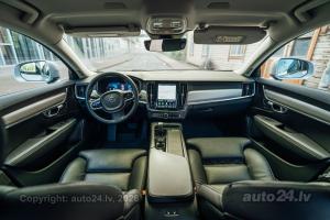 Pelēks Volvo V90 2023 Tallina, ar dzinēja tilpumu 2.00 L un nobraukumu 120 tūkst. km par 44000 €, foto 8 vietnē AUTOMOTO.COM.LV