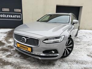 Pelēks Volvo V90 2024 Pērnava, ar dzinēja tilpumu 2.00 L un nobraukumu 144 tūkst. km par 35990 €, foto  vietnē AUTOMOTO.COM.LV