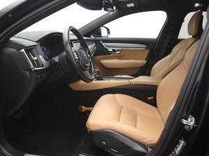 Volvo V90 2016 in Vilnius, with an engine capacity of 2.00 L and mileage of 247 thousand km for 15399 €, photo 3 on AUTOMOTO.COM.LV