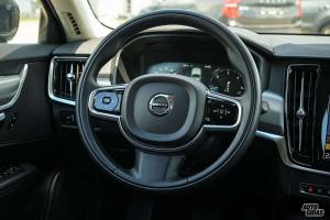 Volvo V90 2016 in Marijampole, with an engine capacity of 2.00 L and mileage of 321 thousand km for 11950 €, photo 21 on AUTOMOTO.COM.LV