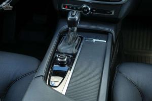 Volvo V90 2016 in Marijampole, with an engine capacity of 2.00 L and mileage of 321 thousand km for 11950 €, photo 23 on AUTOMOTO.COM.LV