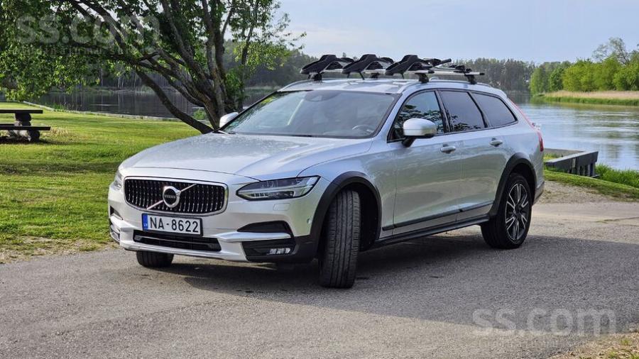 Volvo V90 2017 Rīga, ar dzinēja tilpumu 2.00 L un nobraukumu 305 tūkst. km par 22000 €, foto 2 vietnē AUTOMOTO.COM.LV