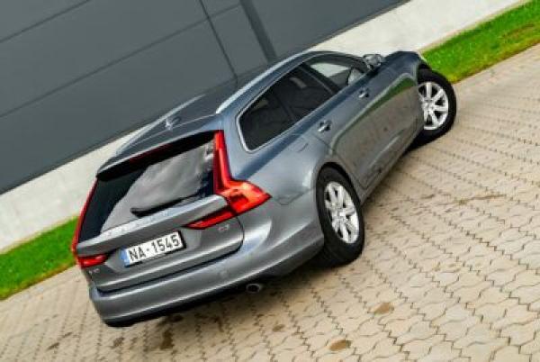 Volvo V90 2017 Rīga, ar dzinēja tilpumu 2.00 L un nobraukumu 292 tūkst. km par 12990 €, foto 11 vietnē AUTOMOTO.COM.LV