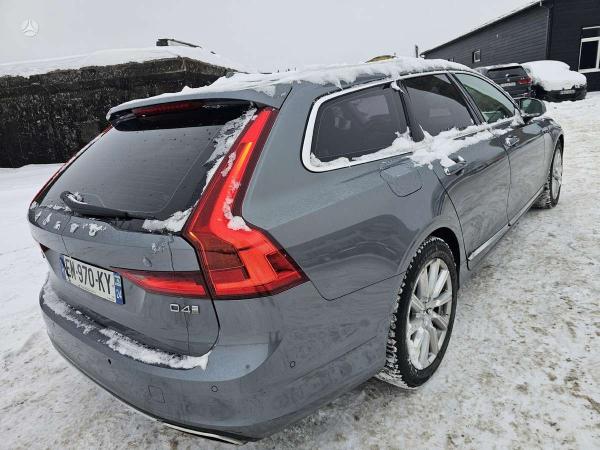 Volvo V90 2017 Tauragė, ar dzinēja tilpumu 2.00 L un nobraukumu 271 tūkst. km par 11700 €, foto 5 vietnē AUTOMOTO.COM.LV