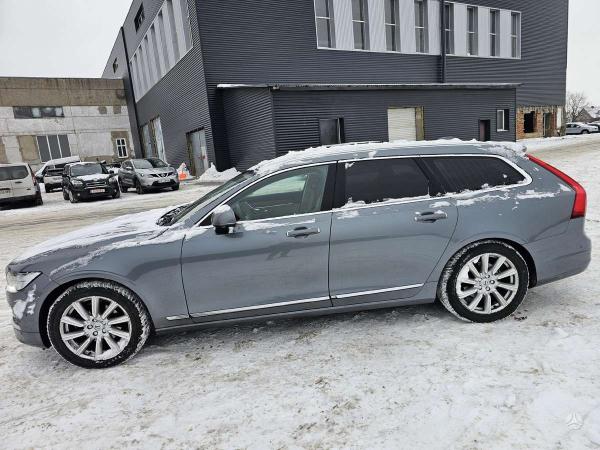 Volvo V90 2017 Tauragė, ar dzinēja tilpumu 2.00 L un nobraukumu 271 tūkst. km par 11700 €, foto 7 vietnē AUTOMOTO.COM.LV