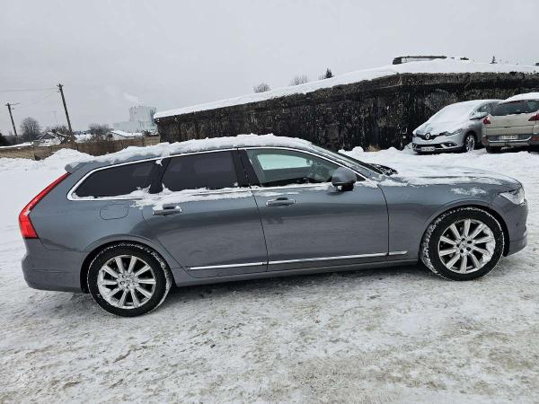 Volvo V90 2017 Tauragė, ar dzinēja tilpumu 2.00 L un nobraukumu 271 tūkst. km par 11700 €, foto 10 vietnē AUTOMOTO.COM.LV