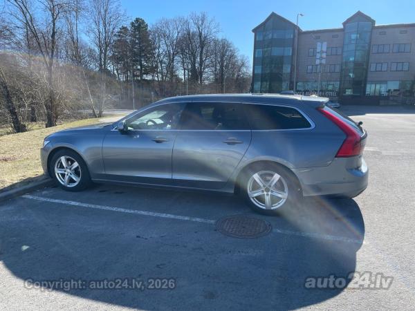 Volvo V90 2017 Tallina, ar dzinēja tilpumu 2.00 L un nobraukumu 282 tūkst. km par 16500 €, foto 3 vietnē AUTOMOTO.COM.LV
