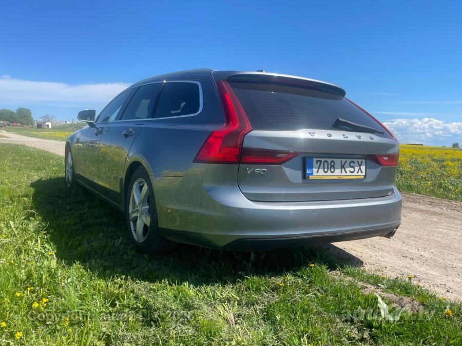 Volvo V90 2017 Tallina, ar dzinēja tilpumu 2.00 L un nobraukumu 283 tūkst. km par 14500 €, foto 7 vietnē AUTOMOTO.COM.LV