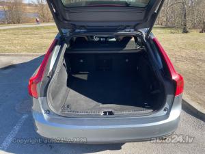 Volvo V90 2017 Tallina, ar dzinēja tilpumu 2.00 L un nobraukumu 283 tūkst. km par 14500 €, foto 9 vietnē AUTOMOTO.COM.LV