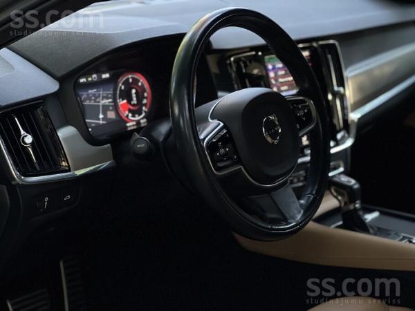 Volvo V90 2017 in Riga, with an engine capacity of 2.00 L and mileage of 293 thousand km for 15999 €, photo 6 on AUTOMOTO.COM.LV