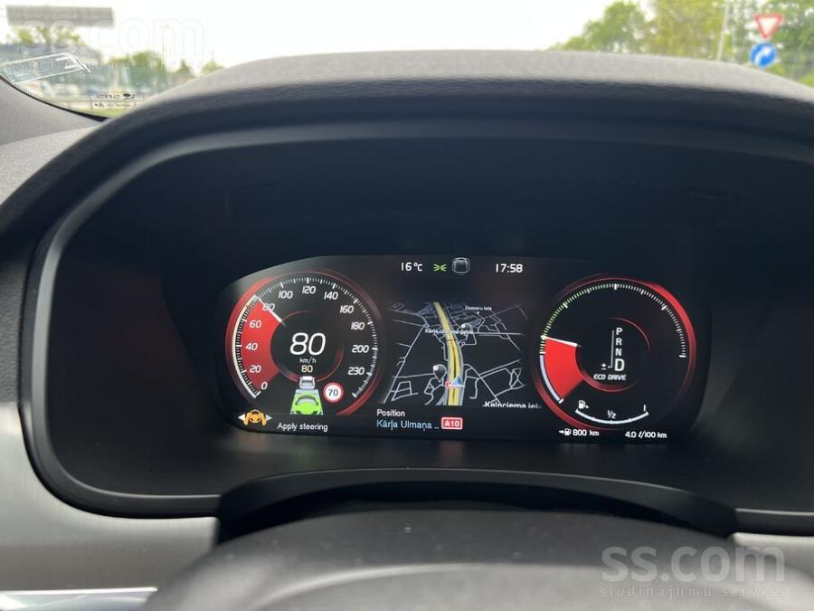 Volvo V90 2017 in Riga, with an engine capacity of 2.00 L and mileage of 293 thousand km for 15999 €, photo 9 on AUTOMOTO.COM.LV
