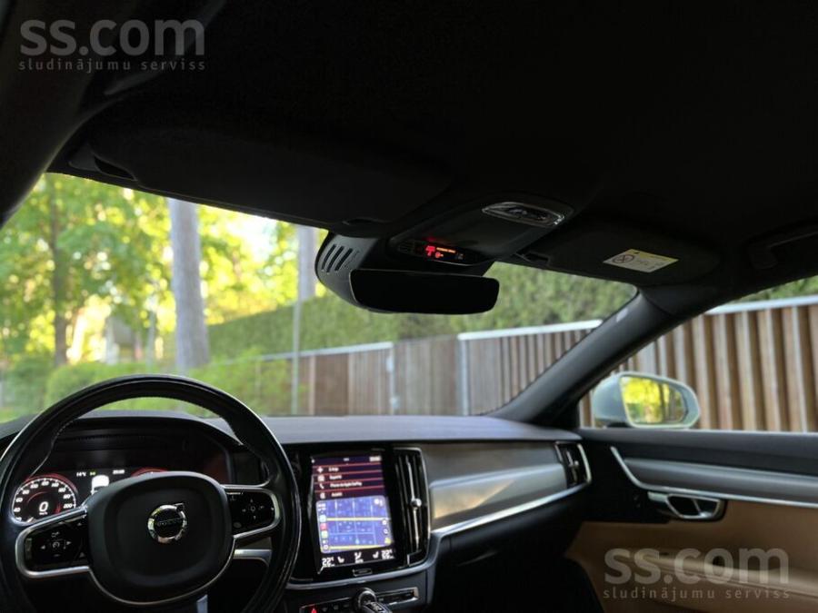 Volvo V90 2017 in Riga, with an engine capacity of 2.00 L and mileage of 293 thousand km for 15999 €, photo 18 on AUTOMOTO.COM.LV