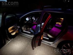 Volvo V90 2017 in Riga, with an engine capacity of 2.00 L and mileage of 293 thousand km for 15999 €, photo 35 on AUTOMOTO.COM.LV