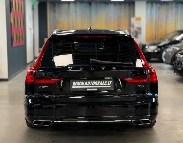 Volvo V90 2017 in Klaipeda, with an engine capacity of 1.97 L and mileage of 264 thousand km for 17900 €, photo 5 on AUTOMOTO.COM.LV