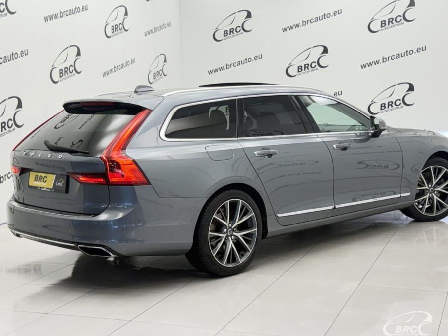 Volvo V90 2017 in Vilnius, with an engine capacity of 1.97 L and mileage of 234 thousand km for 16500 €, photo 3 on AUTOMOTO.COM.LV