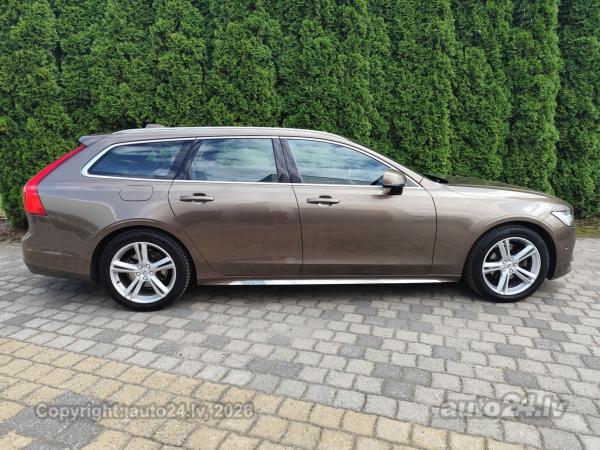 Volvo V90 2017 in Paide, with an engine capacity of 2.00 L and mileage of 262 thousand km for 15990 €, photo 7 on AUTOMOTO.COM.LV
