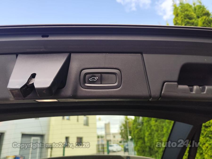 Volvo V90 2017 Paide, ar dzinēja tilpumu 2.00 L un nobraukumu 262 tūkst. km par 15990 €, foto 13 vietnē AUTOMOTO.COM.LV