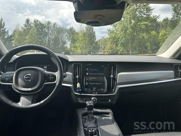 Volvo V90 2017 Jūrmala, ar dzinēja tilpumu 2.00 L un nobraukumu 252 tūkst. km par 15100 €, foto 8 vietnē AUTOMOTO.COM.LV