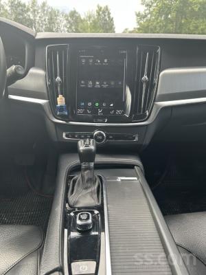 Volvo V90 2017 Jūrmala, ar dzinēja tilpumu 2.00 L un nobraukumu 252 tūkst. km par 15100 €, foto 11 vietnē AUTOMOTO.COM.LV