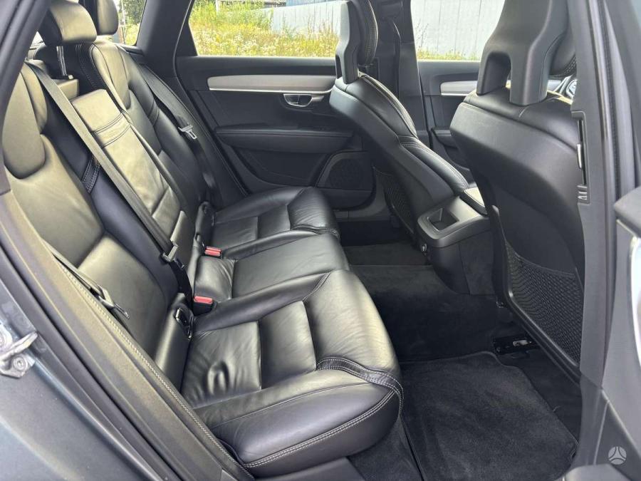 Volvo V90 2017 in Taurage, with an engine capacity of 2.00 L and mileage of 236 thousand km for 14200 €, photo 20 on AUTOMOTO.COM.LV