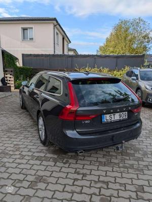 Volvo V90 2018 Viļņa, ar dzinēja tilpumu 1.97 L un nobraukumu 234 tūkst. km par 15900 €, foto 4 vietnē AUTOMOTO.COM.LV