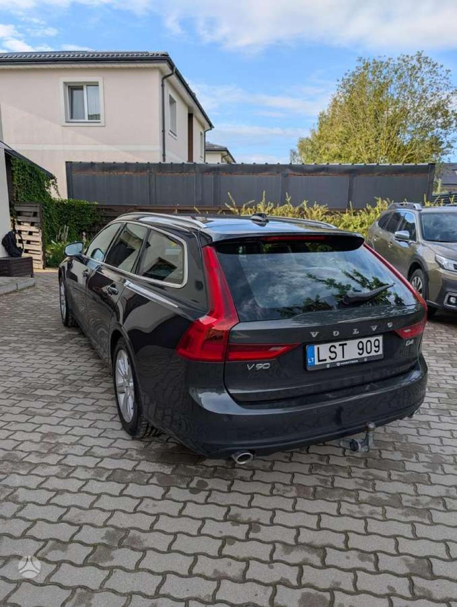 Volvo V90 2018 Viļņa, ar dzinēja tilpumu 1.97 L un nobraukumu 234 tūkst. km par 15900 €, foto 4 vietnē AUTOMOTO.COM.LV