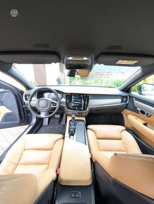 Volvo V90 2018 Viļņa, ar dzinēja tilpumu 1.97 L un nobraukumu 234 tūkst. km par 15900 €, foto 11 vietnē AUTOMOTO.COM.LV