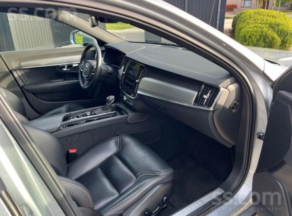 Volvo V90 2018 Valmiera, ar dzinēja tilpumu 2.00 L un nobraukumu 154 tūkst. km par 23200 €, foto 11 vietnē AUTOMOTO.COM.LV