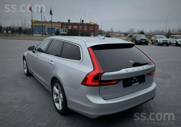 Volvo V90 2018 in Telschi, with an engine capacity of 2.00 L and mileage of 171 thousand km for 15799 €, photo 4 on AUTOMOTO.COM.LV