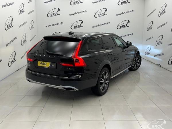 Volvo V90 2018 Viļņa, ar dzinēja tilpumu 1.97 L un nobraukumu 159 tūkst. km par 25000 €, foto 2 vietnē AUTOMOTO.COM.LV