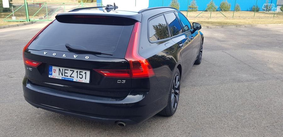 Volvo V90 2018 in Siauliai, with an engine capacity of 2.00 L and mileage of 402 thousand km for 10500 €, photo 6 on AUTOMOTO.COM.LV
