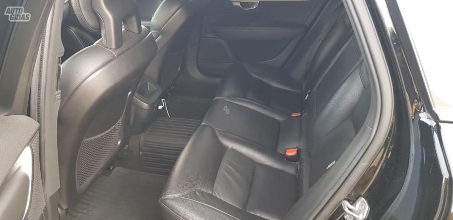 Volvo V90 2018 in Siauliai, with an engine capacity of 2.00 L and mileage of 402 thousand km for 10500 €, photo 13 on AUTOMOTO.COM.LV