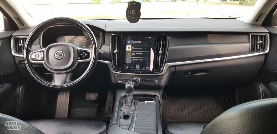 Volvo V90 2018 in Siauliai, with an engine capacity of 2.00 L and mileage of 402 thousand km for 10500 €, photo 16 on AUTOMOTO.COM.LV