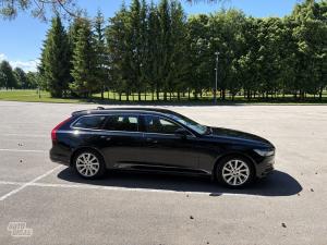 Volvo V90 2018 in Joniskis, with an engine capacity of 2.00 L and mileage of 371 thousand km for 10900 €, photo 3 on AUTOMOTO.COM.LV