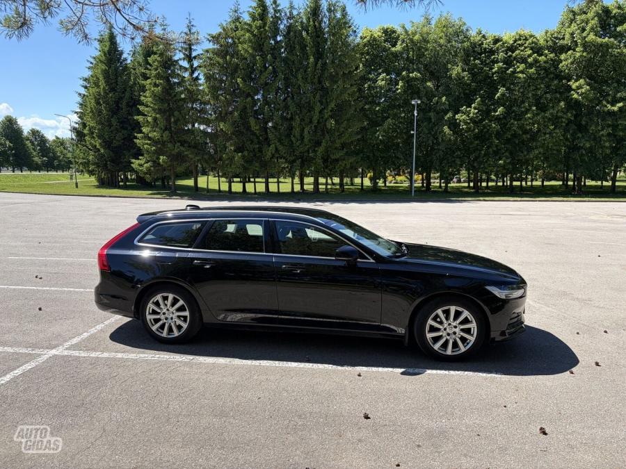 Volvo V90 2018 in Joniskis, with an engine capacity of 2.00 L and mileage of 371 thousand km for 10900 €, photo 3 on AUTOMOTO.COM.LV