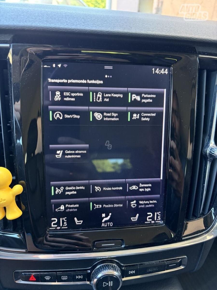 Volvo V90 2018 in Joniskis, with an engine capacity of 2.00 L and mileage of 371 thousand km for 10900 €, photo 14 on AUTOMOTO.COM.LV