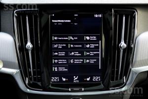 Volvo V90 2018 in Tukums, with an engine capacity of 2.00 L and mileage of 242 thousand km for 17890 €, photo 18 on AUTOMOTO.COM.LV