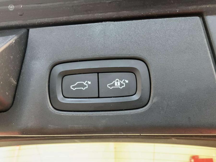 Volvo V90 2018 Viļņa, ar dzinēja tilpumu 1.97 L un nobraukumu 210 tūkst. km par 15990 €, foto 20 vietnē AUTOMOTO.COM.LV