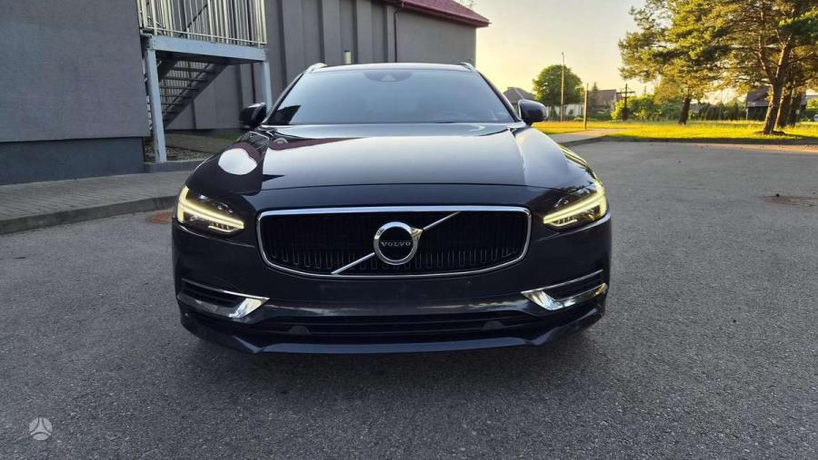 Volvo V90 2018 Kauņa, ar dzinēja tilpumu 2.00 L un nobraukumu 168 tūkst. km par 16300 €, foto 4 vietnē AUTOMOTO.COM.LV
