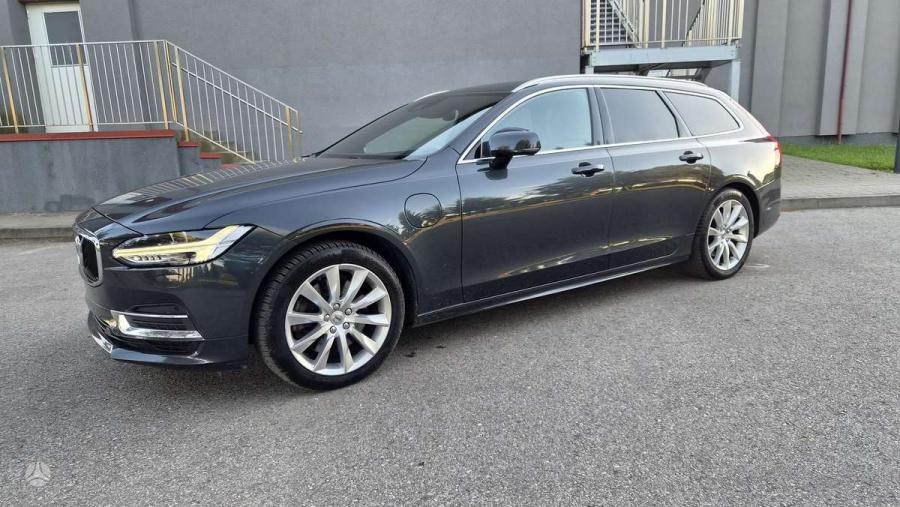 Volvo V90 2018 Kauņa, ar dzinēja tilpumu 2.00 L un nobraukumu 168 tūkst. km par 16300 €, foto 5 vietnē AUTOMOTO.COM.LV