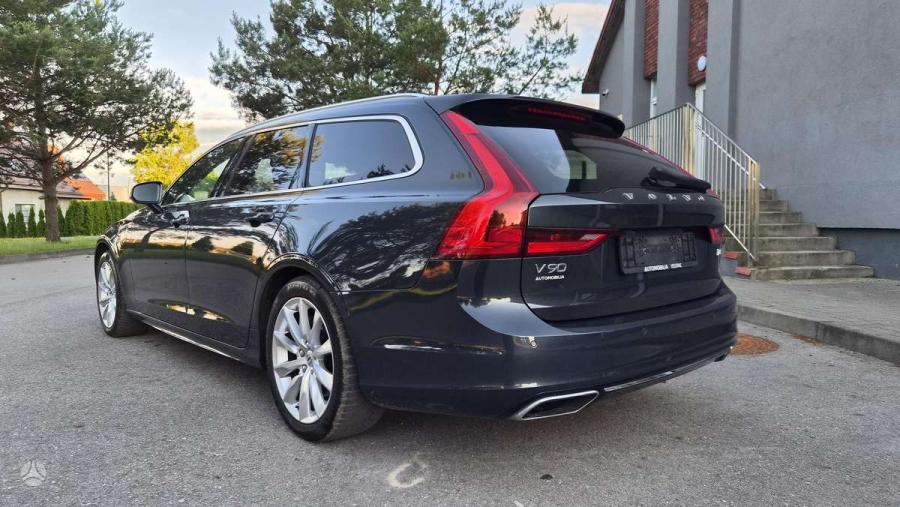 Volvo V90 2018 Kauņa, ar dzinēja tilpumu 2.00 L un nobraukumu 168 tūkst. km par 16300 €, foto 9 vietnē AUTOMOTO.COM.LV