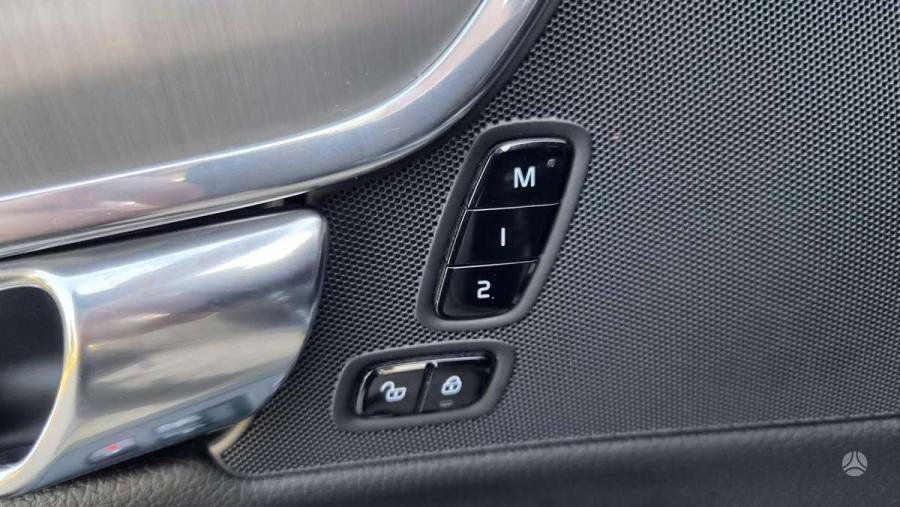 Volvo V90 2018 Kauņa, ar dzinēja tilpumu 2.00 L un nobraukumu 168 tūkst. km par 16300 €, foto 20 vietnē AUTOMOTO.COM.LV