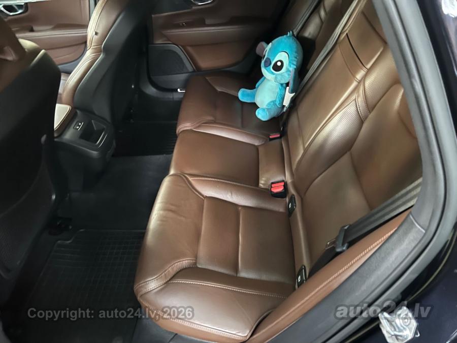 Volvo V90 2018 Tartu, ar dzinēja tilpumu 2.00 L un nobraukumu 224 tūkst. km par 16500 €, foto 11 vietnē AUTOMOTO.COM.LV