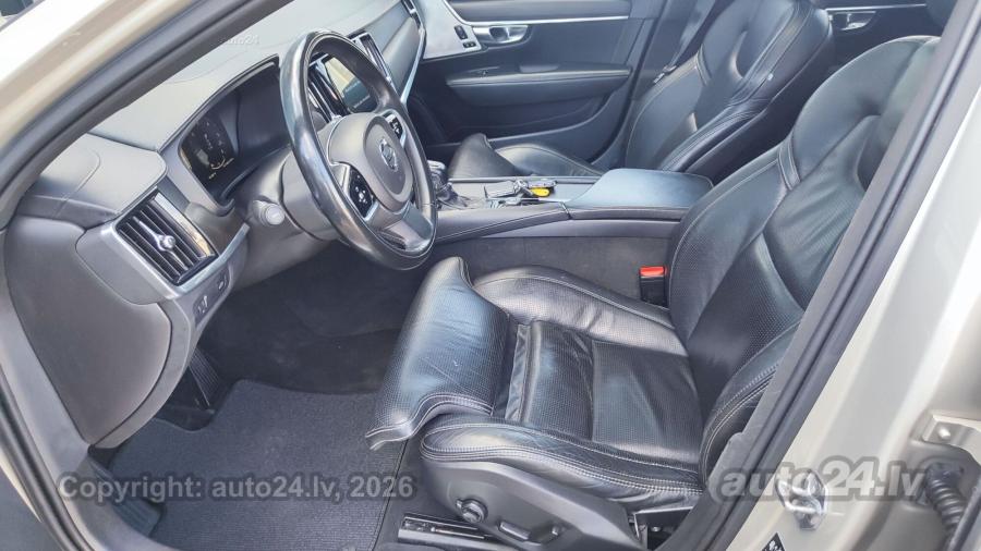 Volvo V90 2018 in Tartu, with an engine capacity of 2.00 L and mileage of 284 thousand km for 20490 €, photo 14 on AUTOMOTO.COM.LV