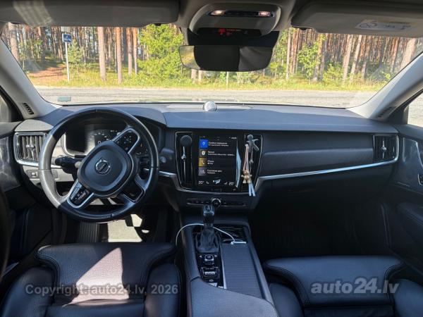Volvo V90 2018 in Tallinn, with an engine capacity of 2.00 L and mileage of 153 thousand km for 23500 €, photo 5 on AUTOMOTO.COM.LV